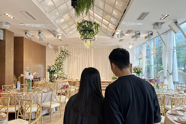 沙田婚禮場地ClubONE Parc88 2025-2026 婚宴專案｜戀愛六年修成正果 新人推薦森系婚禮首選！ - | 新婚生活易